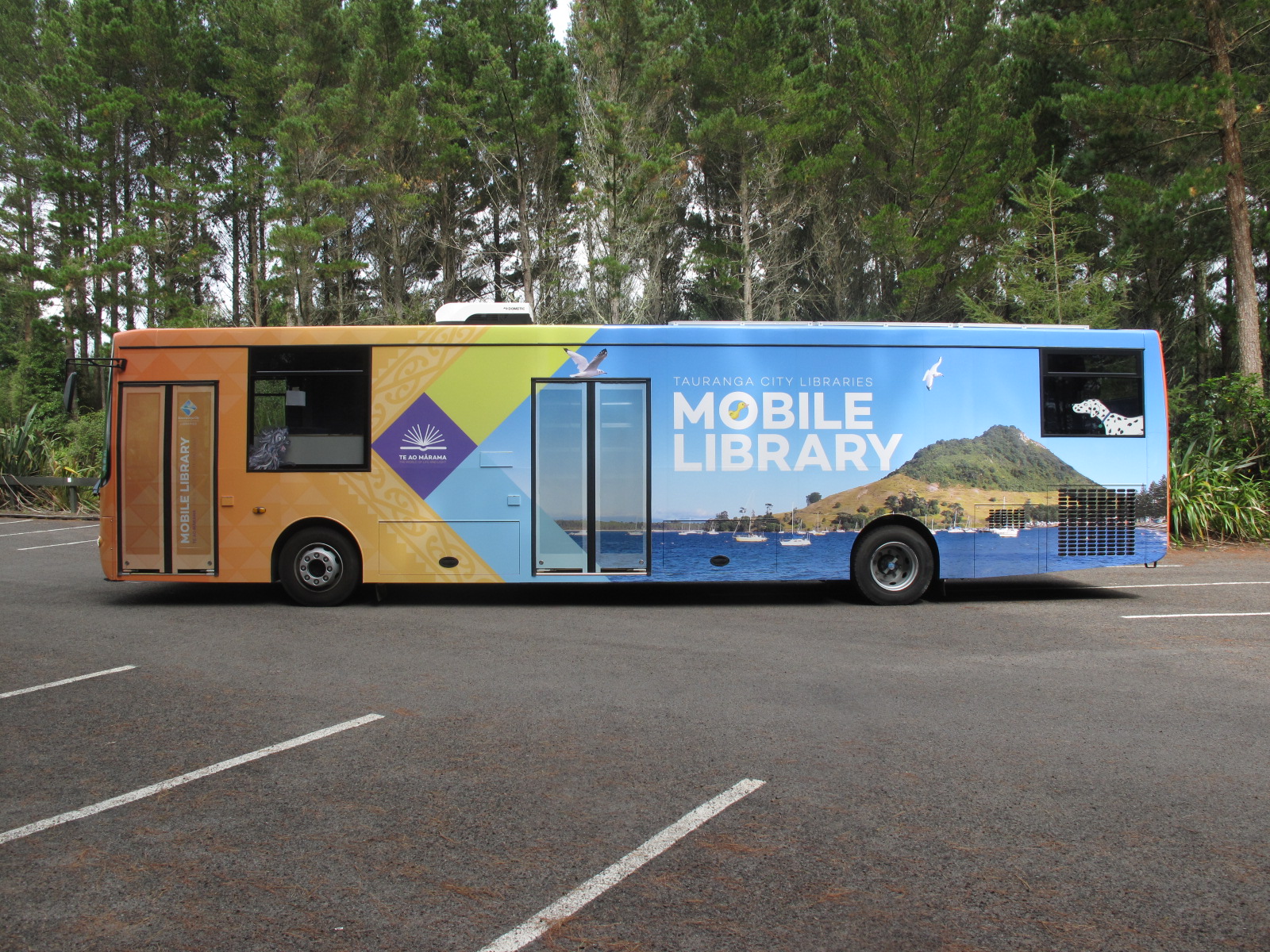 Specialist Vehicles, Mobile Library Buses, Truck/Cab Modifications ...